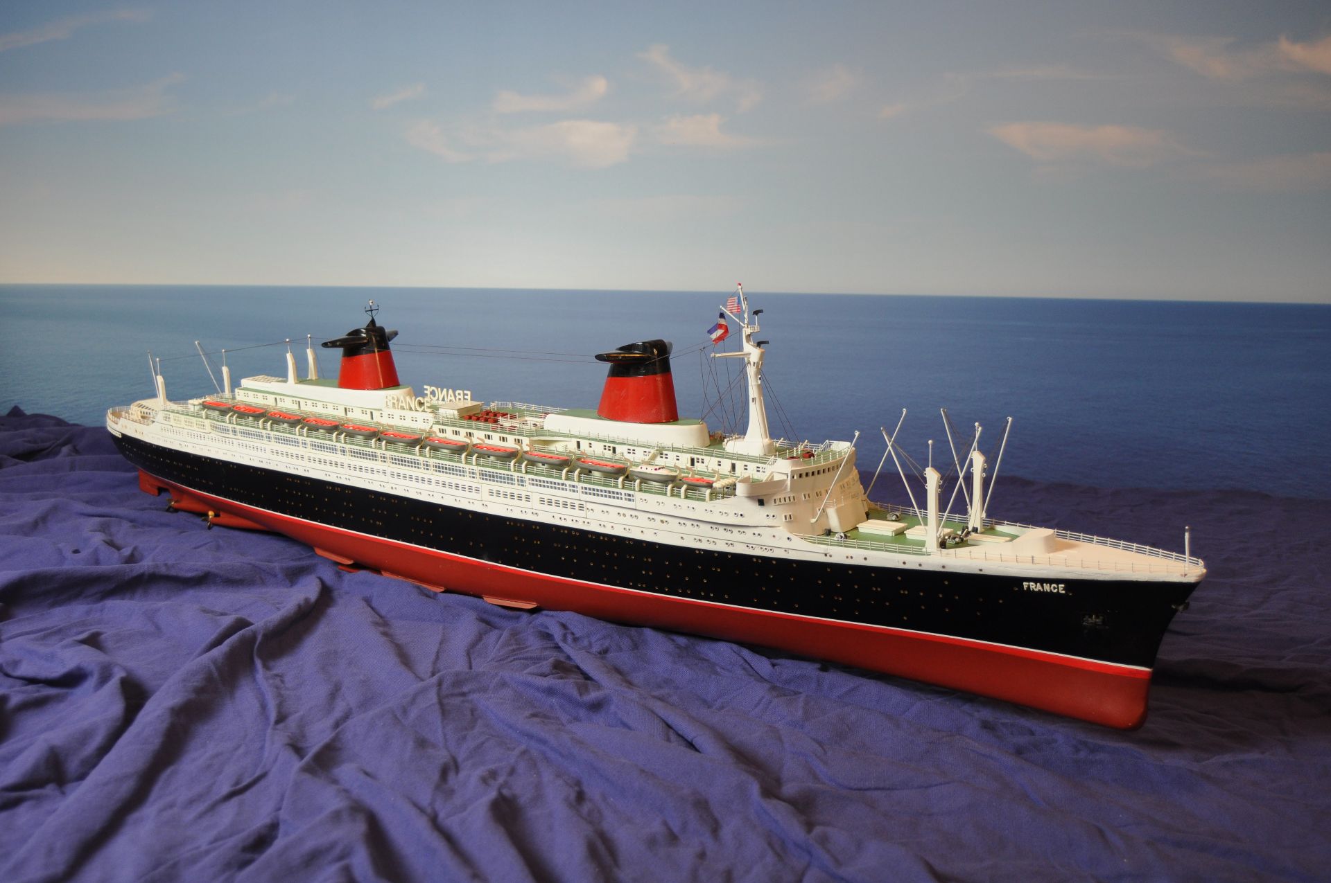 SS France (1:200) | Ocean Liners