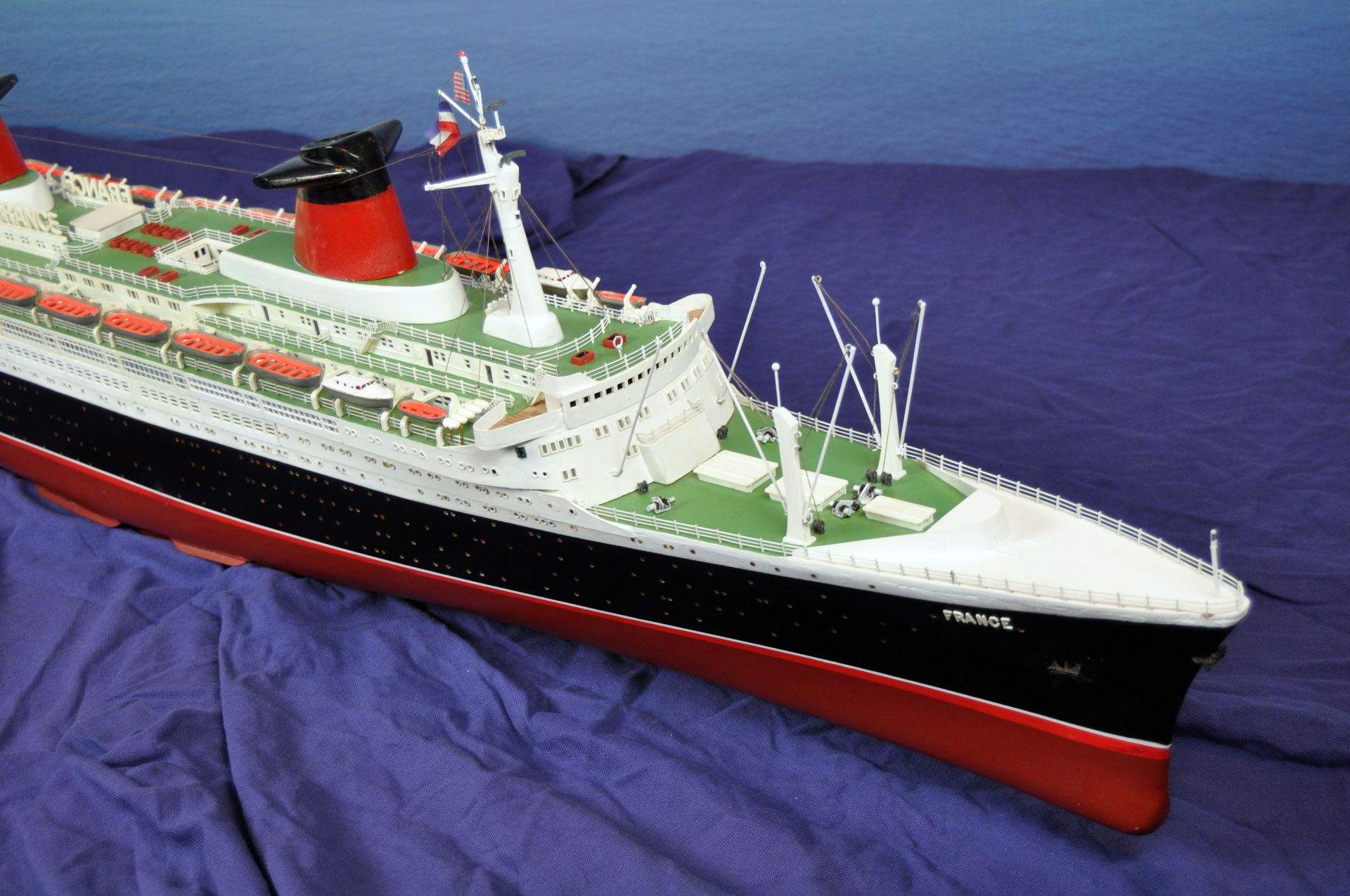 SS France (1:200) | Ocean Liners