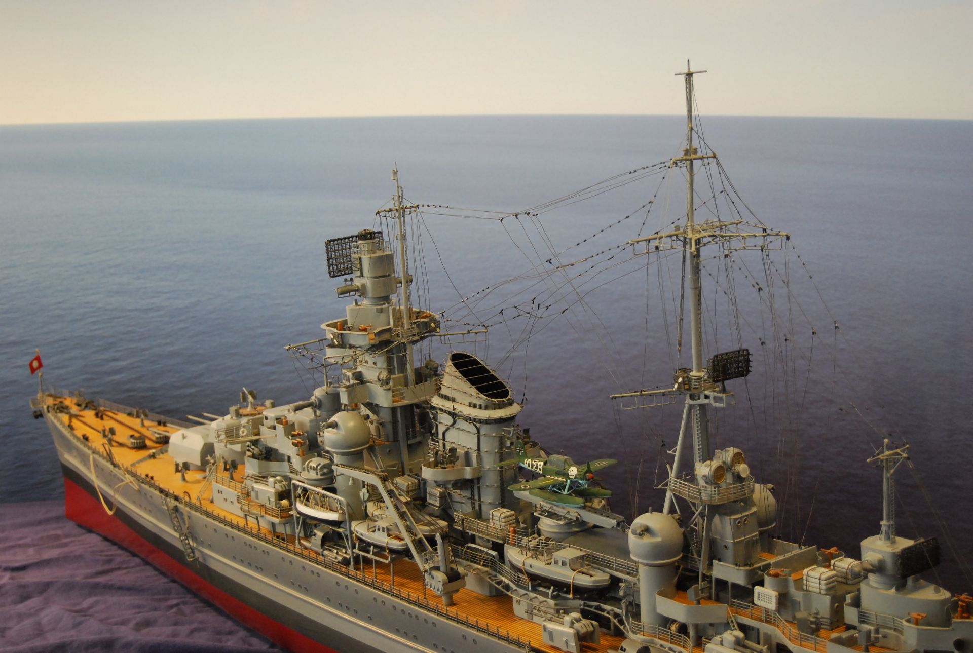 DKM Kreuzer Prinz Eugen (1:100) | Ocean Liners