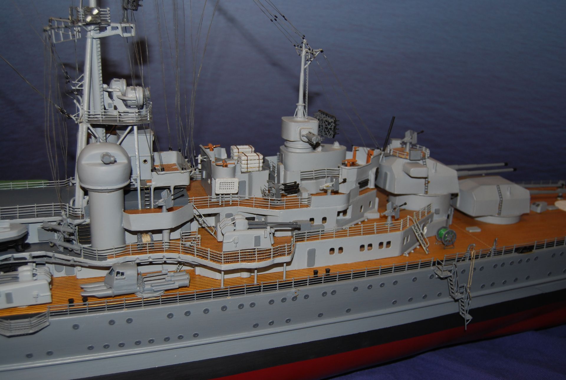DKM Kreuzer Prinz Eugen (1:100) | Ocean Liners